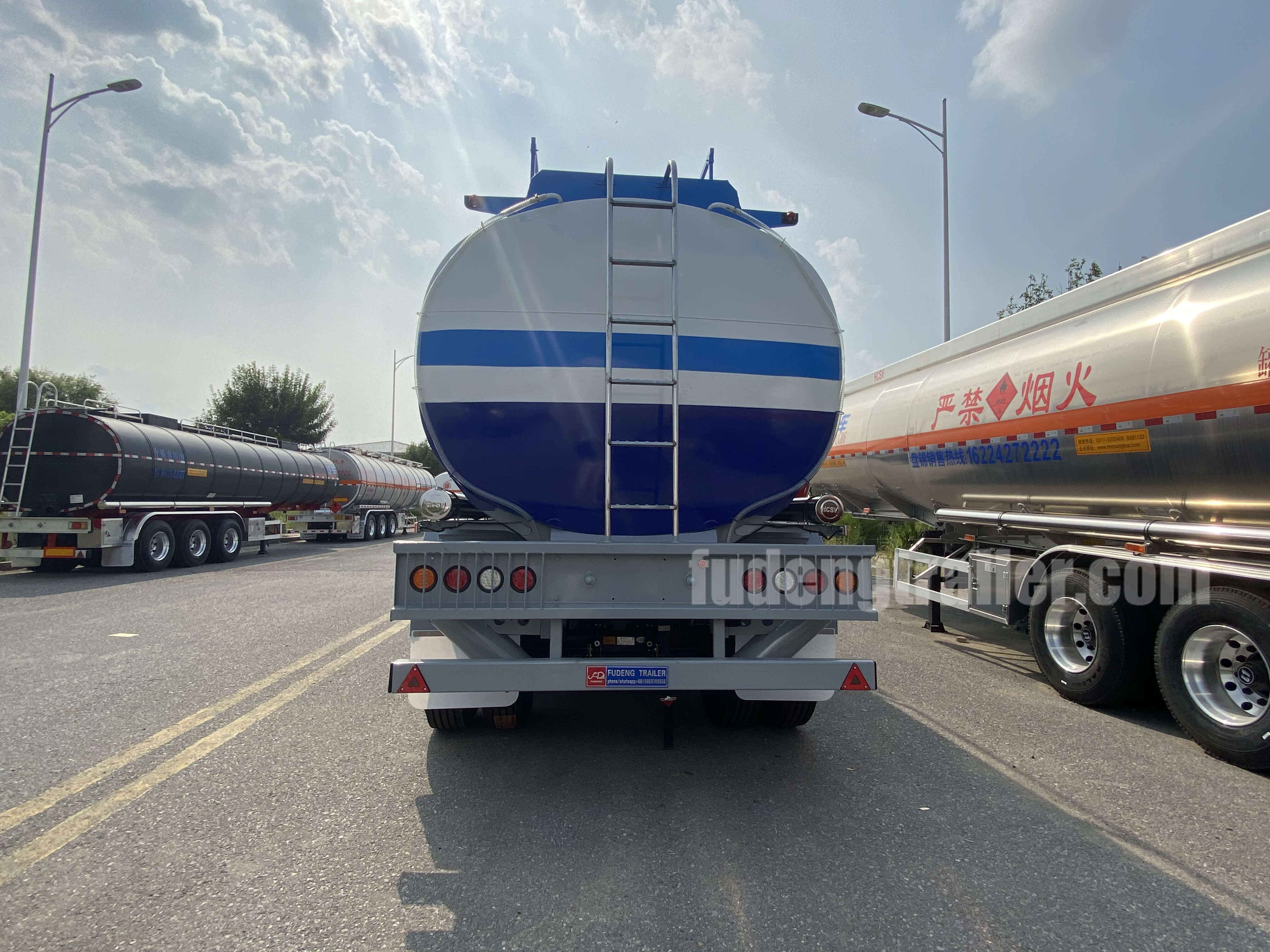 42 000 Liters Carbon Steel Fuel Tank Semi Trailer | Tanker Trailers ...